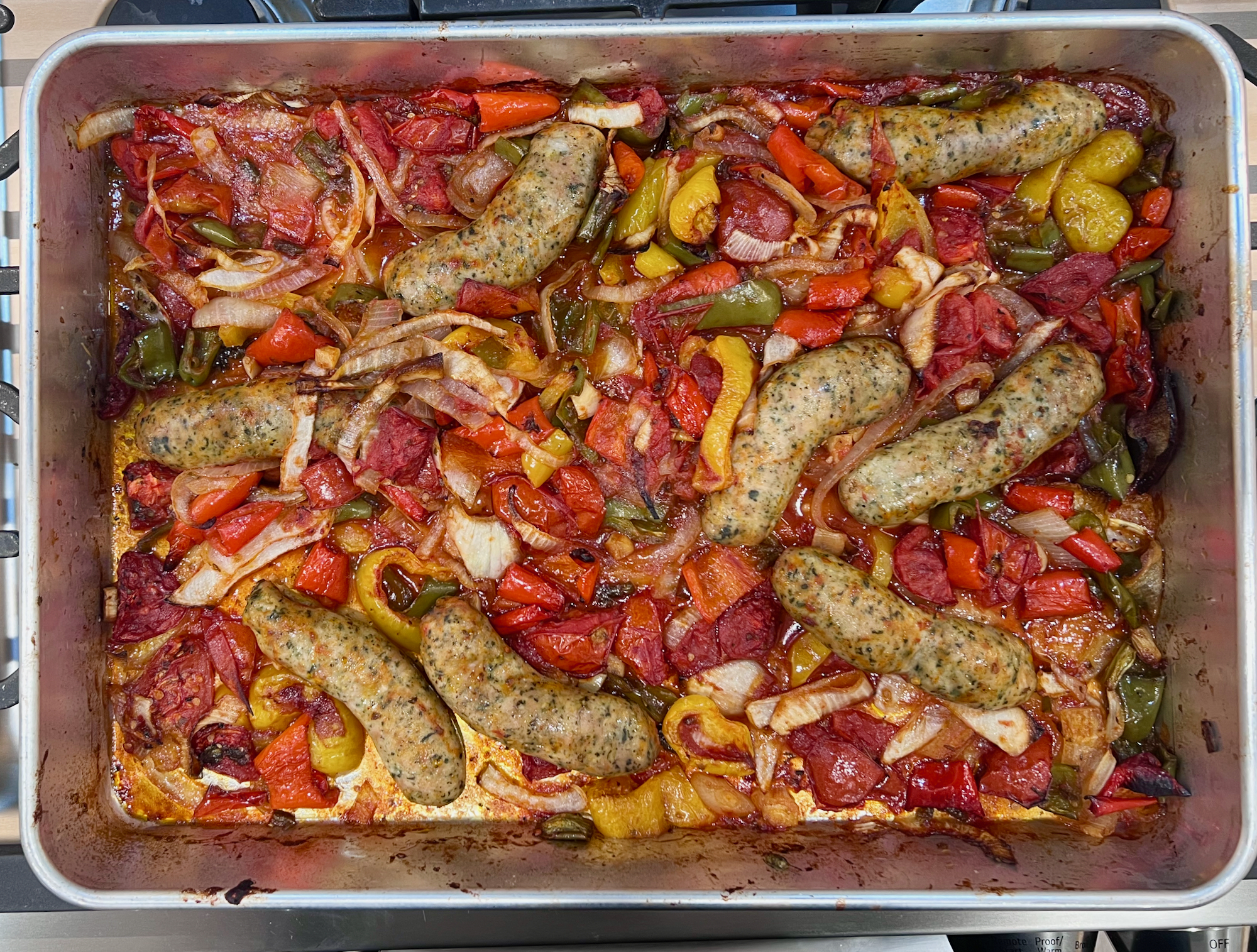 Oven Roasted Spetzofai – Sausages with Peppers and Tomato – KINDA GREEK